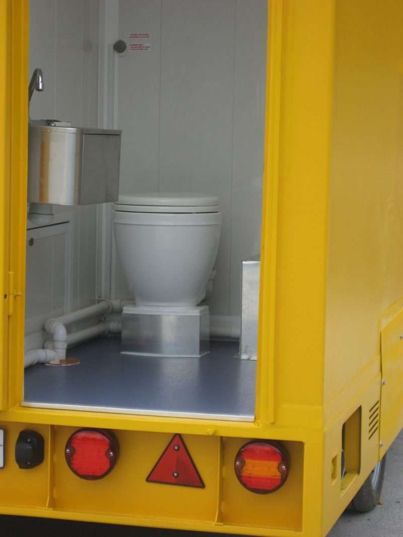 Portable Toilets - Calnan Group